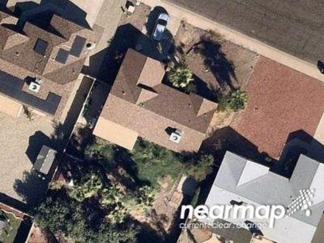 W Port Royale Ln