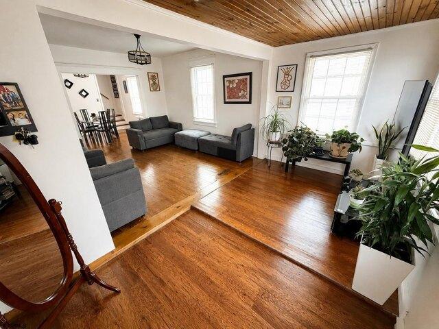 W Reading Ave, Pleasantville, Home For Sale