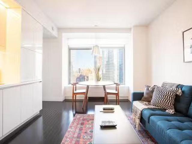 W Residences, 123 Washington St, Financial District 1 Bedroo.