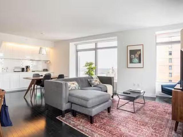 W Residences, 123 Washington St, Financial District 1 Bedroo.