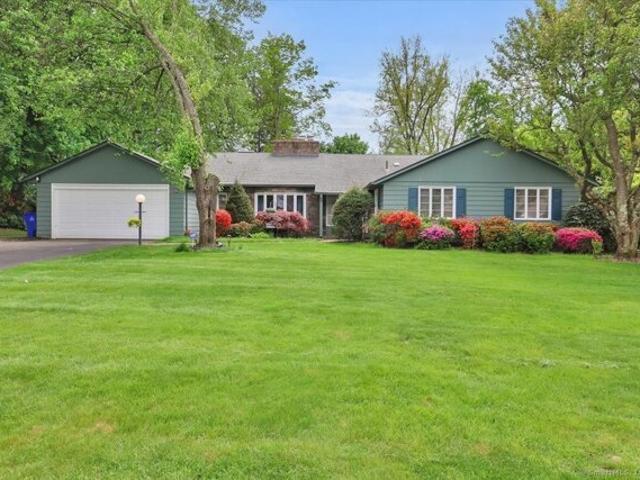 W Ridge Dr, West Hartford, Home For Sale