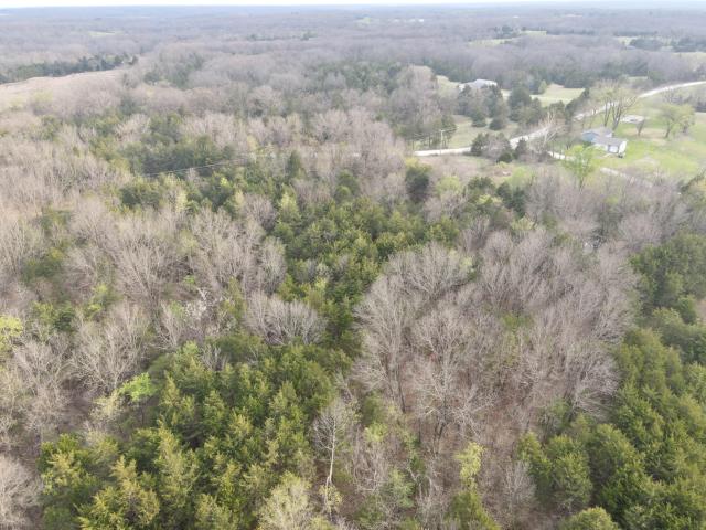 W ridge trail rd, clark, mo 65243
