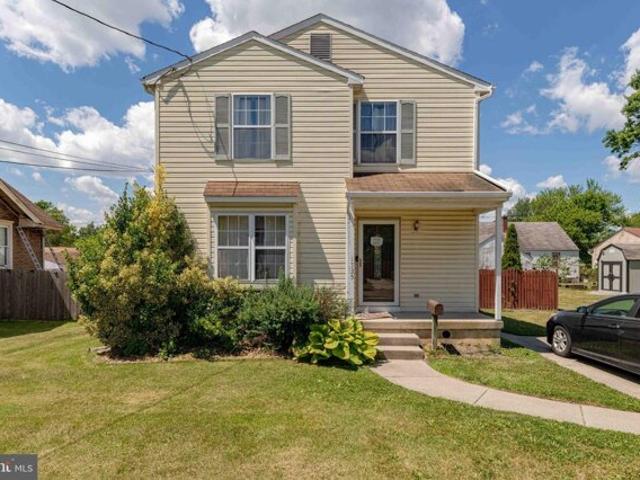 W River Dr, Pennsauken, Home For Sale