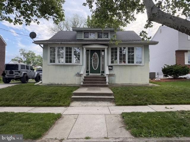 W River Dr, Pennsauken, Home For Sale