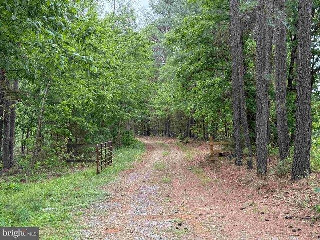 W River Rd, Fork Union, VA 23055
