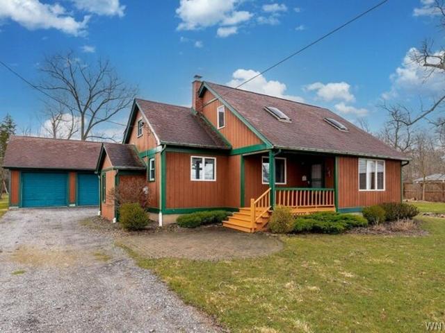 W River Rd, Grand Island, Home For Sale