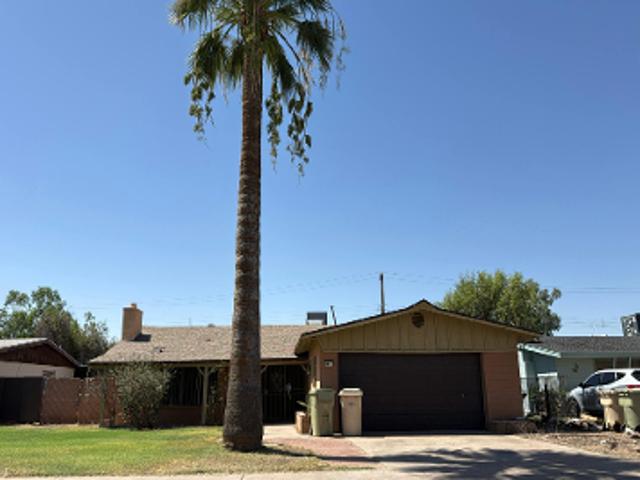 W Rovey Ave
