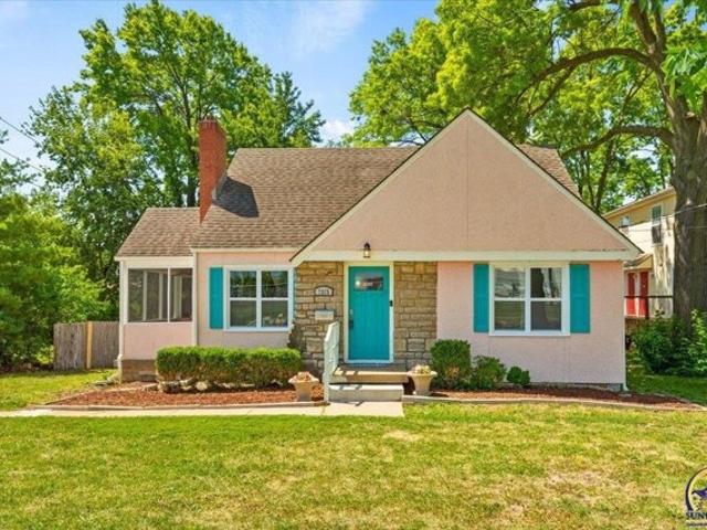 W St St, Overland Park, Home For Sale