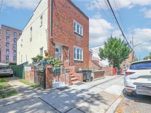 W St St, Brooklyn, Home For Sale