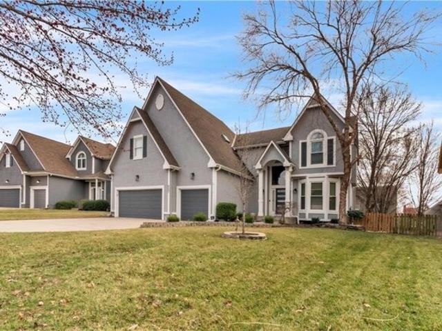 W St Ter, Overland Park, Home For Sale