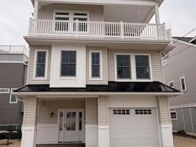 W Sumner Ave, Long Beach Township, Home For Sale