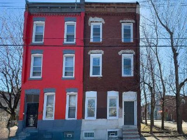 W Susquehanna Ave