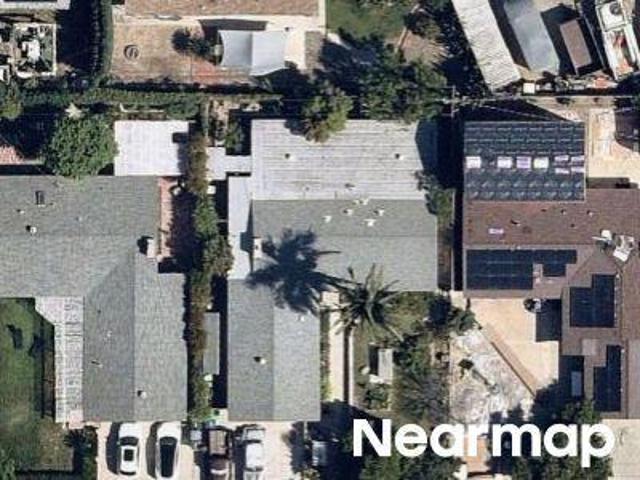 W Sycamore Ave