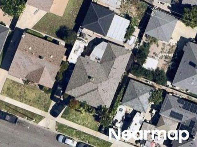 W Sacramento St