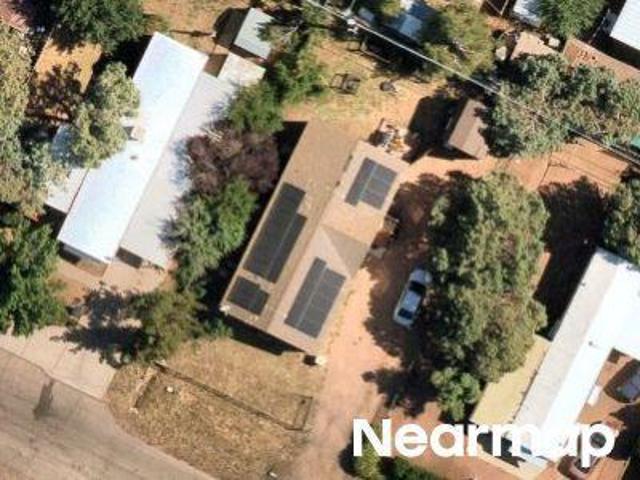 W Saddle Ln