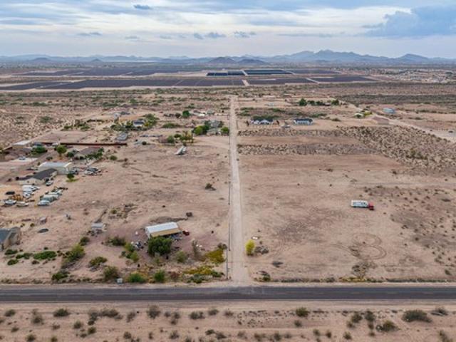 W Saint Anne Ave, Tonopah, AZ 85354
