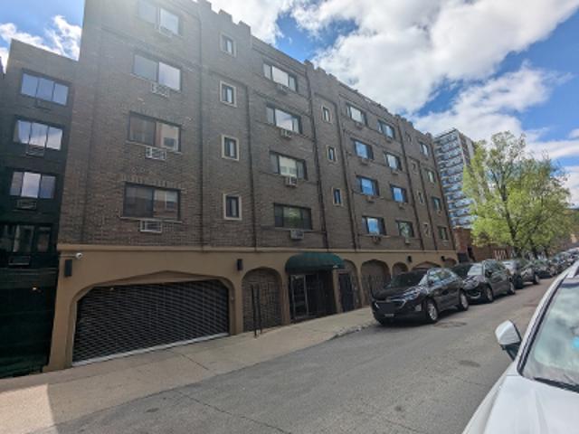 W Saint James Place Apt 201 And 202