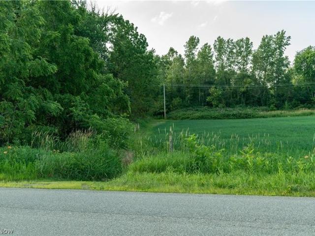 W Salem Rd, Burbank, OH 44214