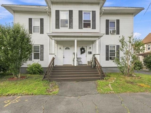 W School St, Westfield, Home For Sale