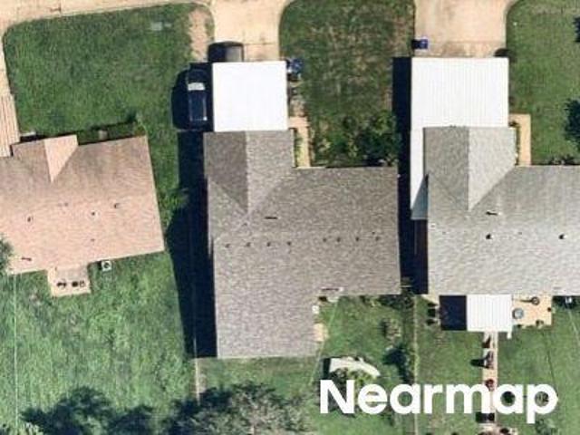 W Shadywood Dr