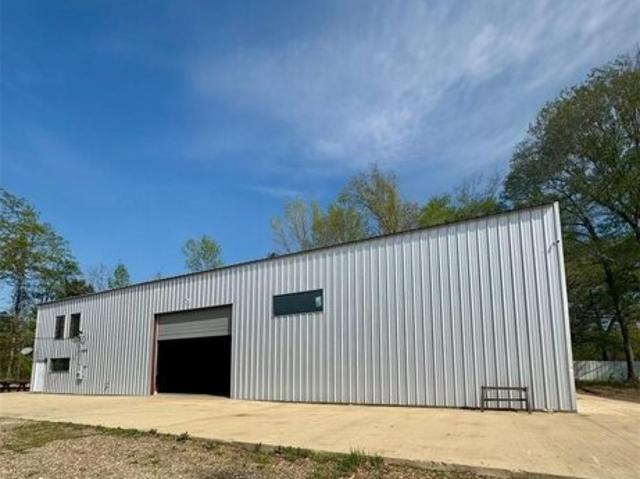 W Sherry Ln, Broken Bow, Home For Sale