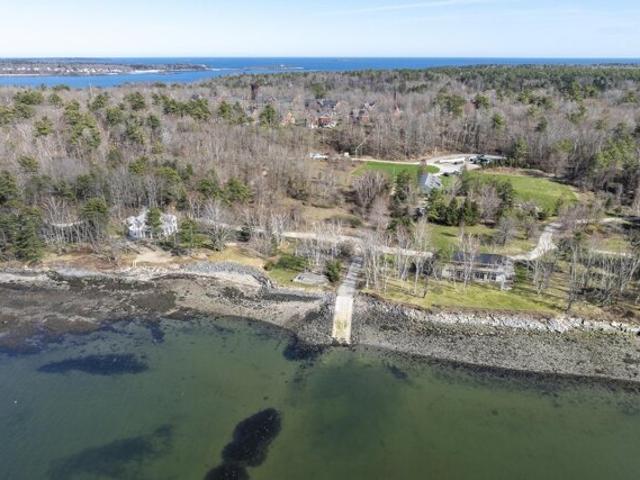 W Shore Dr, Portland, Plot For Sale