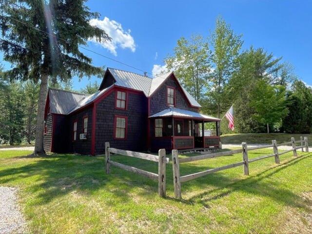W Side Rd, Bartlett, Home For Sale