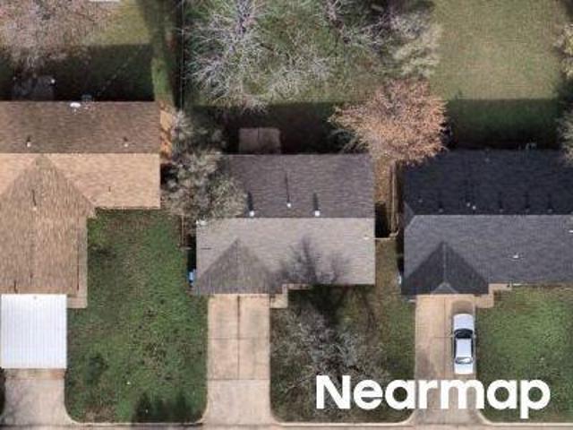 W Silverwood Dr