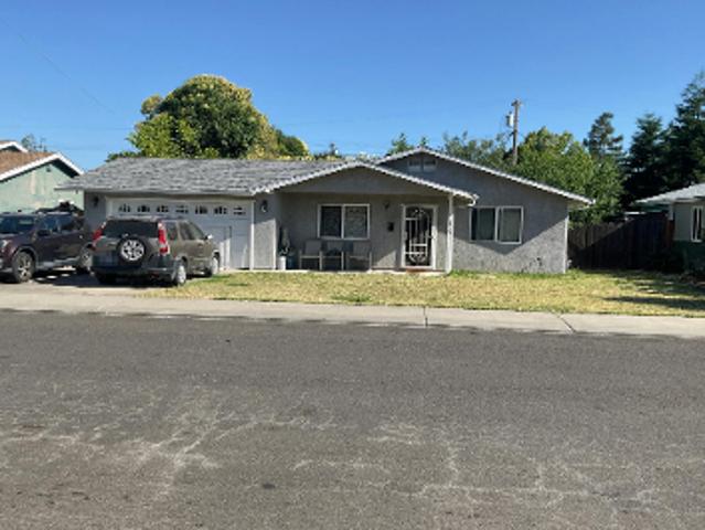 W Sonoma Ave