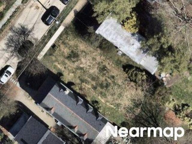 W Southampton Ave