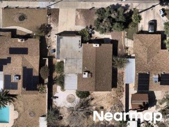 W Twain Ave
