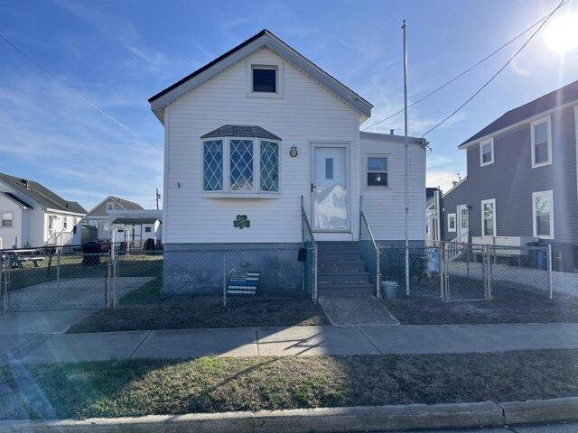 W Th Ave, North Wildwood, Home For Sale