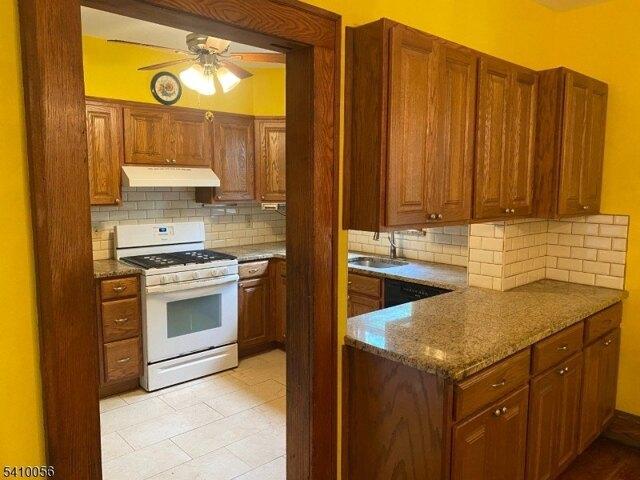 W Th Ave, Roselle, Home For Sale