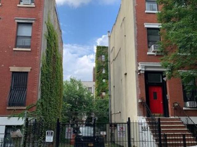 W Th St, New York, Home For Sale