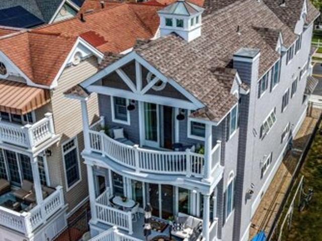 W Th St, Ocean City, Home For Sale