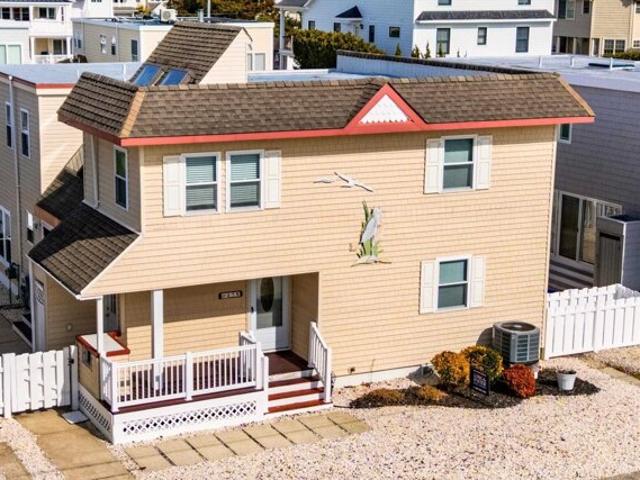 W Th St, Avalon, Home For Sale