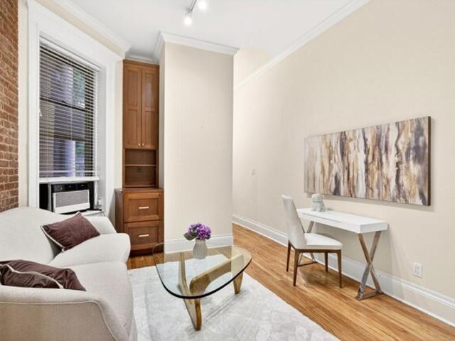 W Th St Apt W, New York, Property For Sale