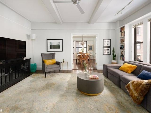 W Th St Apt B, Manhattan, Home For Sale