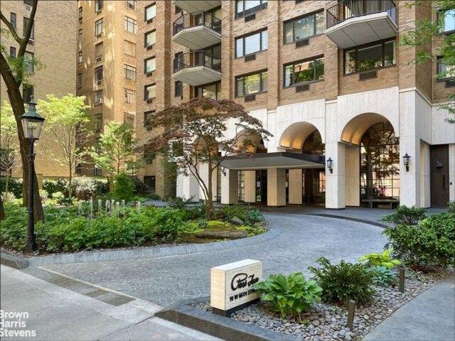 W Th St Apt B, Manhattan, Property For Sale