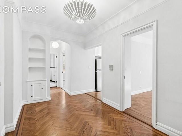 W Th St Apt E, Manhattan, Property For Sale
