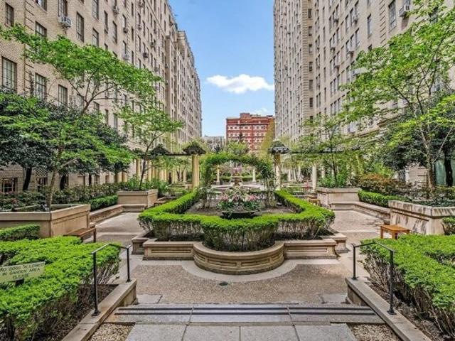 W Th St Apt I, New York, Condo For Sale