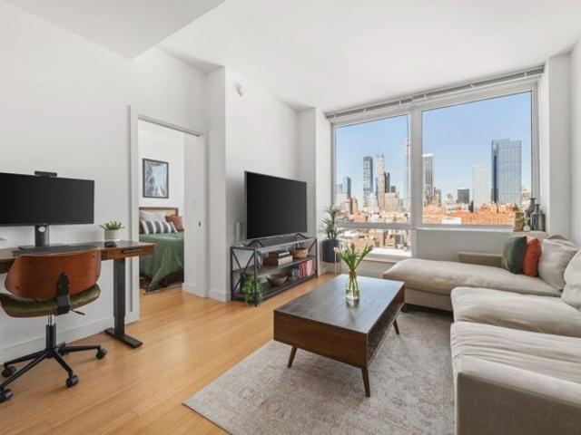 W Th St Apt,manhattan, Condo For Sale