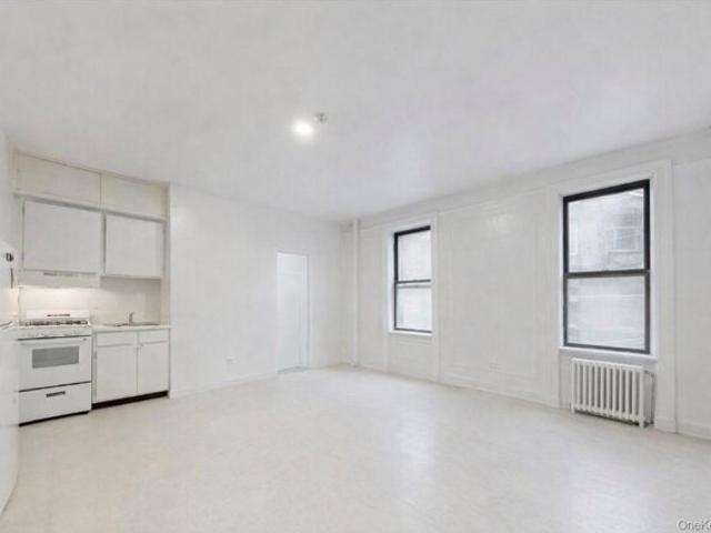 W Th St Apt,new York, Property For Sale