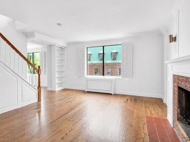 W Th St Apt,new York, Property For Sale