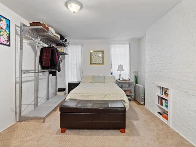 W Th St Apt Rw, New York, Condo For Sale