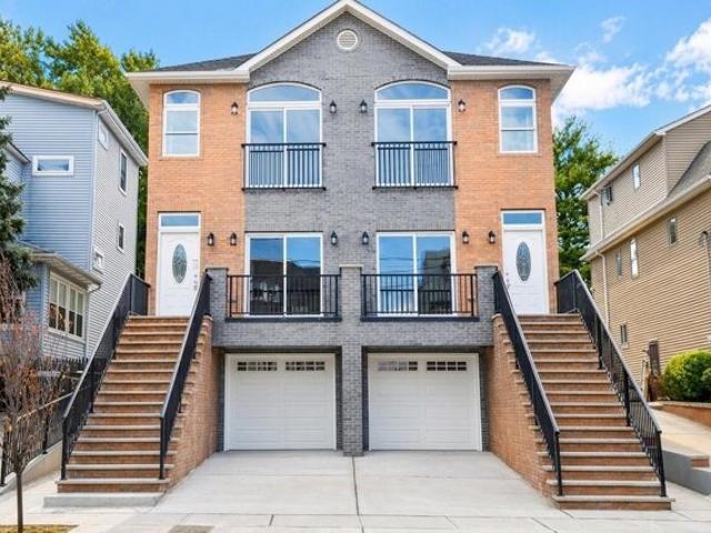 W Th St, Bayonne, Home For Sale