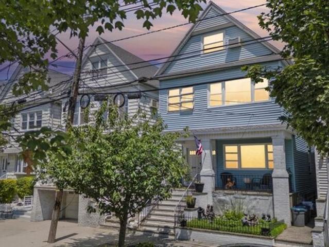 W Th St, Bayonne, Home For Sale