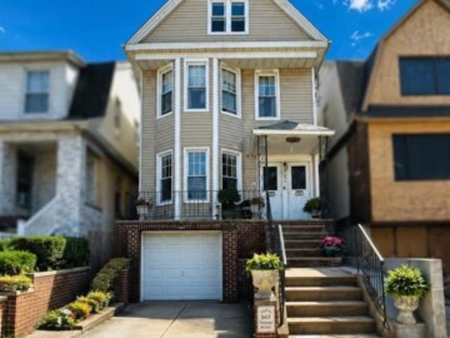 W Th St, Bayonne, Home For Sale