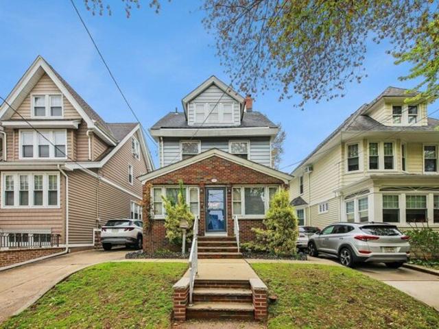 W Th St, Bayonne, Home For Sale