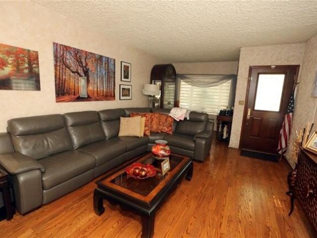 W Th St, Brooklyn, Home For Sale
